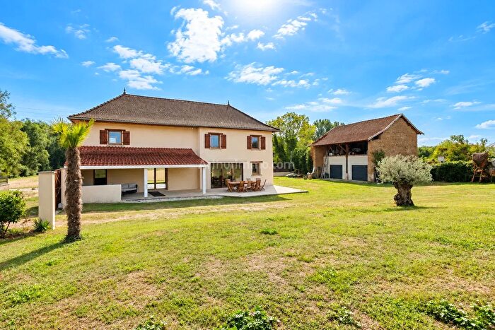 Maison 5 pièces à vendre à Vézeronce-Curtin