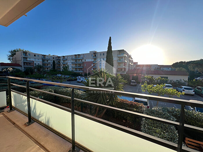 Appartement à vendre - Saint-Estève - 3 pièces - 2 chambres