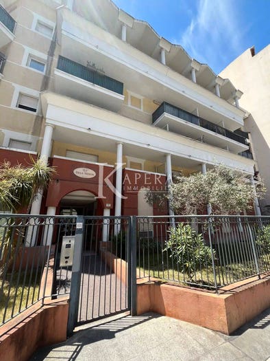 Appartement 2 pièces à louer - Madeleine, Nice