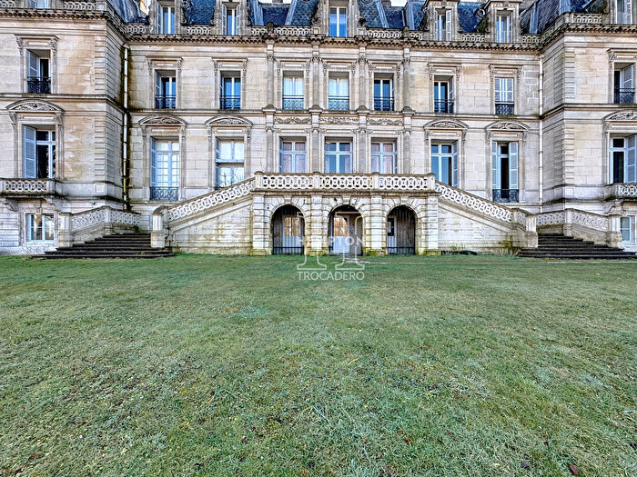 Appartement à vendre - Arnac-Pompadour - 5 pièces - 3 chambres