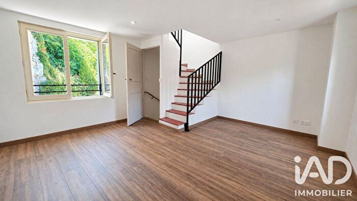 Maison 3 pièces à louer à Puissalicon