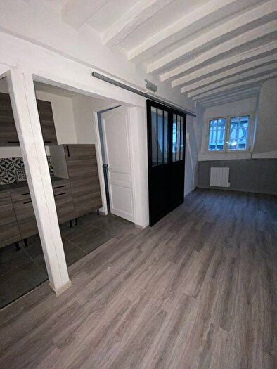 Vieux Marché-Cathédrale, Rouen : Appartement 2 pièces à louer