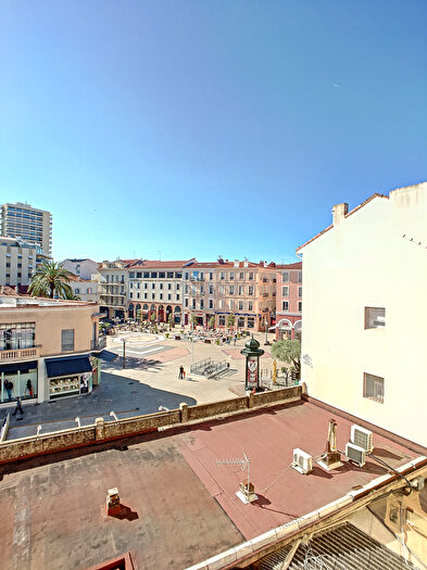 Saint-Raphaël, Centre-ville : Appartement 2 pièces à louer