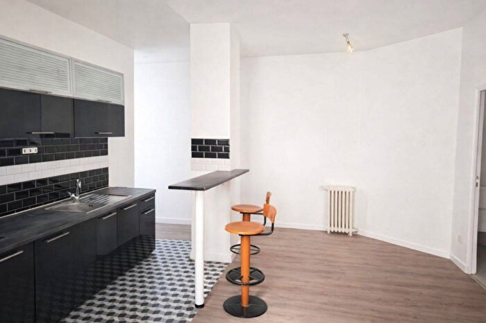 Appartement à louer - Saint-Mandé - 2 pièces - 1 chambre