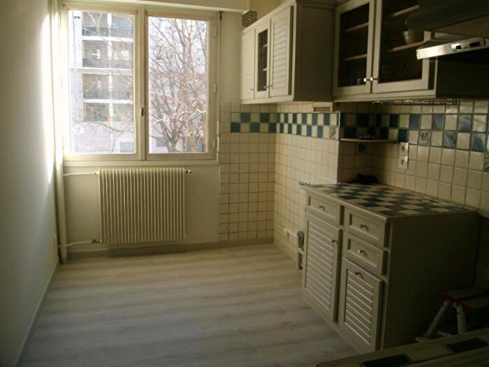 Appartement 3 pièces à louer - Villeurbanne, Grand Clément