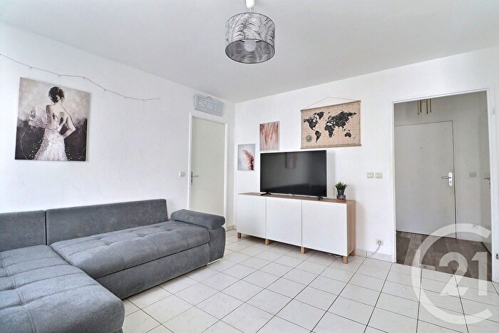 Appartement à vendre - Sevran, Centre-ville, Perrin - 2 pièces - 1 chambre