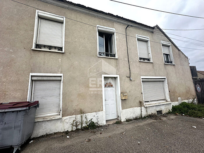 Maison à vendre - Varennes-sur-Seine - 4 pièces - 3 chambres