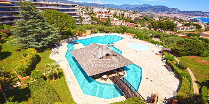 Appartement 1 pièce à Nice, Lanterne, à vendre