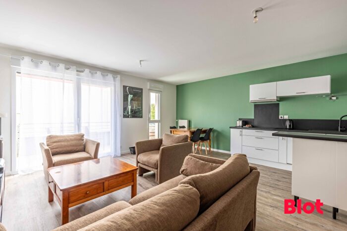 Appartement à vendre - La Mézière - 3 pièces - 2 chambres