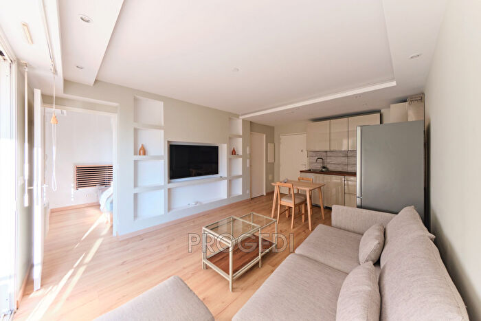 Appartement à louer - Beausoleil, Centre-ville, Carnier - 2 pièces - 1 chambre