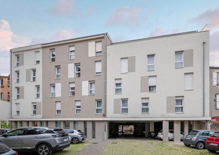 Appartement à vendre - Clermont-Ferrand, Jaude, Fontgiève Saint-Alyre - 1 pièce