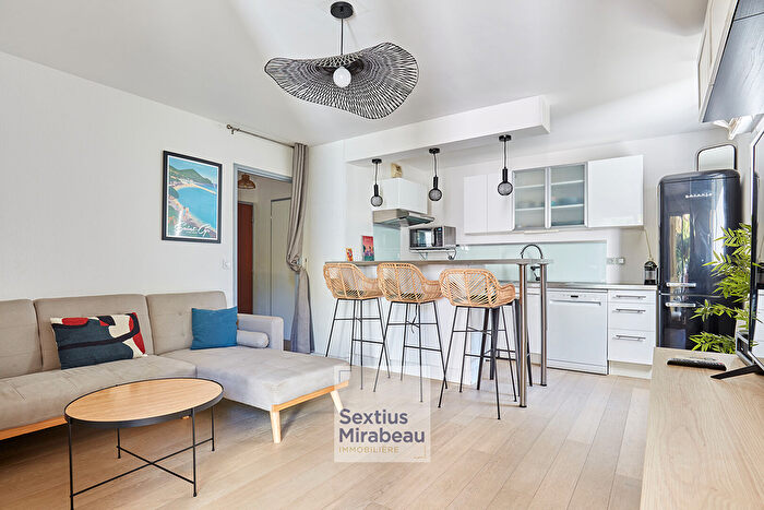 Appartement à vendre - Aix-en-Provence, Jas de Bouffan - 2 pièces - 1 chambre