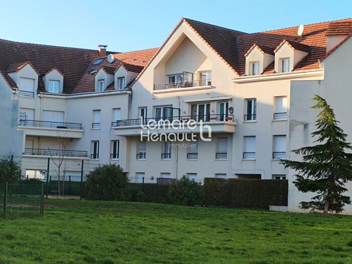 Dreux, Centre-ville : Appartement 4 pièces à louer