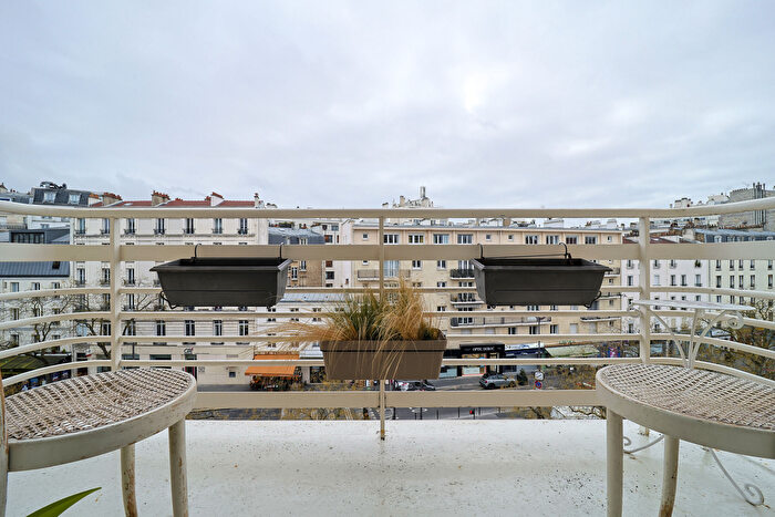 Appartement à vendre - Paris e , Porte de Saint-Cloud, Auteuil-Sud - 4 pièces - 3 chambres