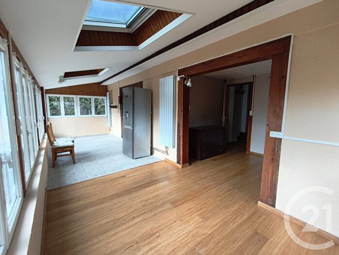 Maison à louer - Saint-Médard-en-Jalles, Centre-ville - 4 pièces - 3 chambres