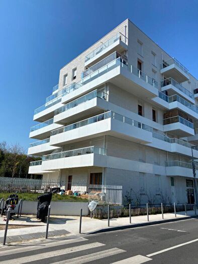 Appartement à louer - Nesles Nord, Champs-sur-Marne - 2 pièces - 1 chambre