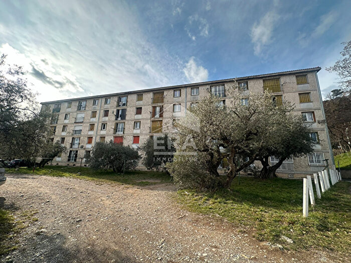 Appartement à vendre - Peyruis - 4 pièces - 3 chambres