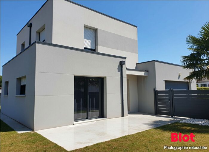 Maison à vendre - Argentré-du-Plessis - 6 pièces - 5 chambres