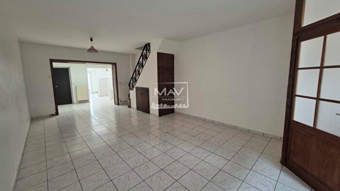 Maison à vendre - Halluin, Centre-ville - 5 pièces - 3 chambres