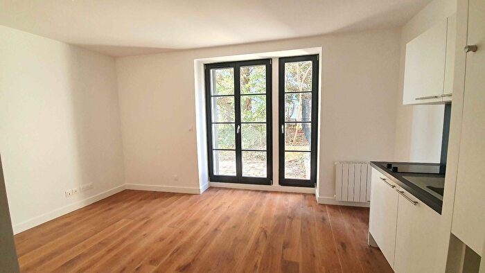 Appartement 1 pièce à louer à Caluire-et-Cuire, Margnolles, Rhône