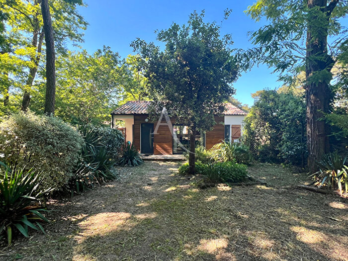Maisons à vendre et appartements à louer - 1