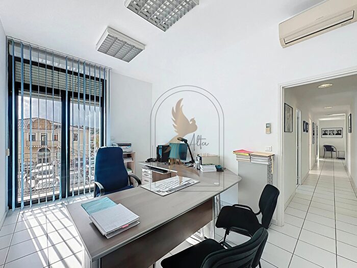 Appartement à vendre - Porto-Vecchio - 6 pièces