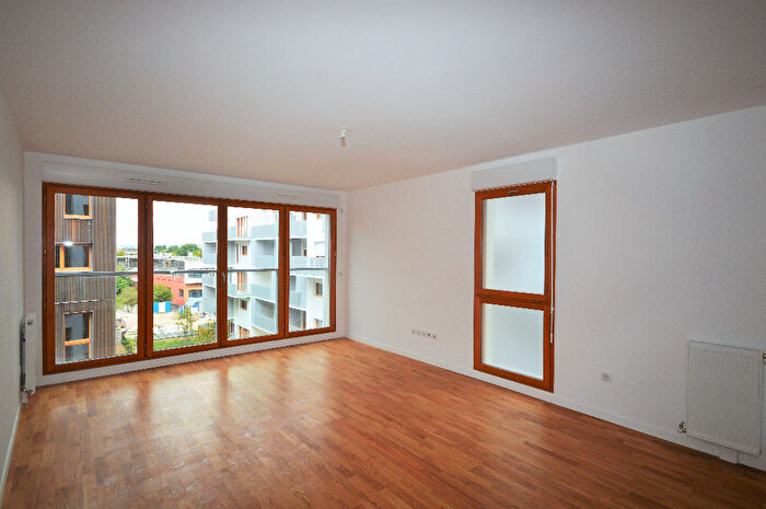 Appartement 1 pièce à louer à Asnières-sur-Seine, Gresillons, Voltaire