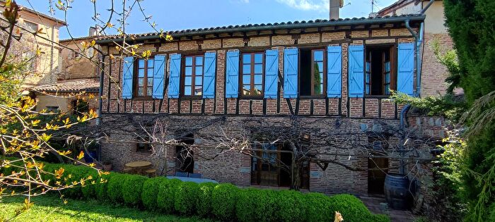 Maison à vendre - Lavaur - 8 pièces - 4 chambres