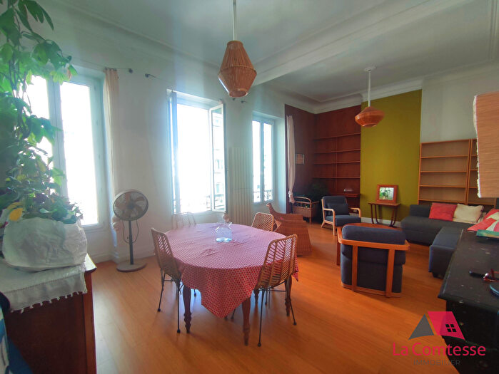 Marseille 7ème, Saint-Victor - Appartement 5 pièces à louer