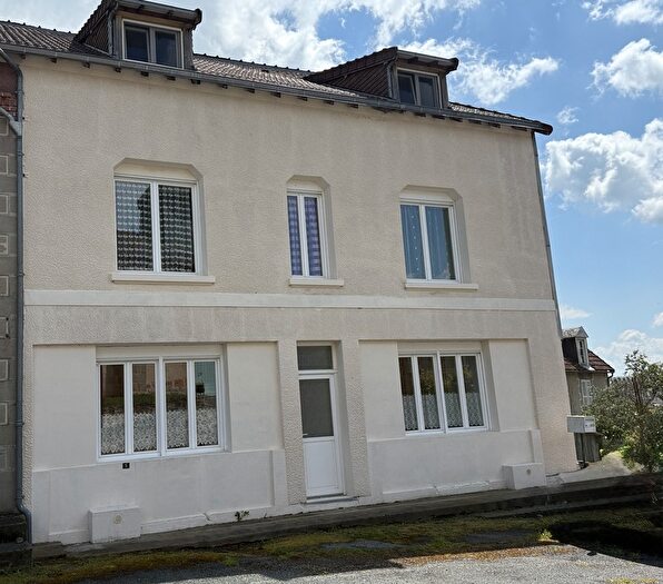 Maison à vendre - Fleurat - 12 pièces - 10 chambres