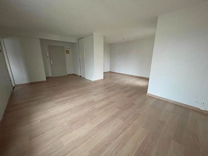 Appartement 2 pièces à Valence, Valensolles, à louer