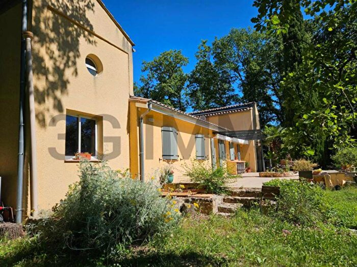 Maison à vendre - Uzès - 8 pièces - 5 chambres