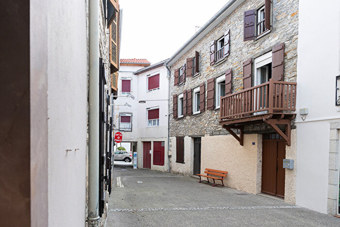 Maison à vendre - Saint-Palais - 5 pièces - 3 chambres