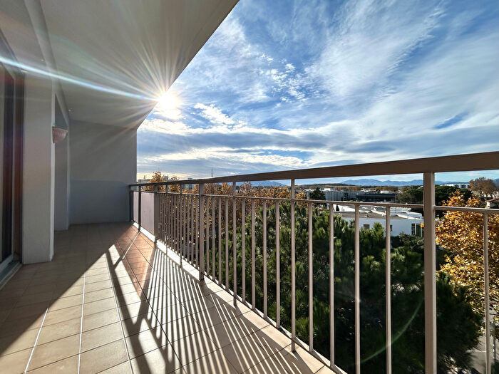 Appartement à louer - Perpignan, Saint-Martin - 3 pièces - 2 chambres