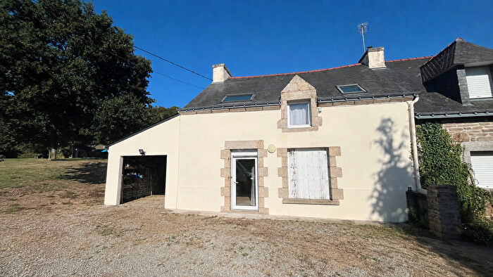 Maison 3 pièces à louer à Camors