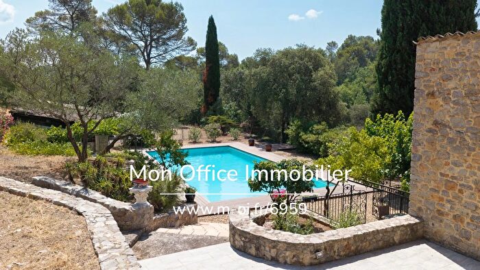 Maison 7 pièces à Le Thoronet, à vendre