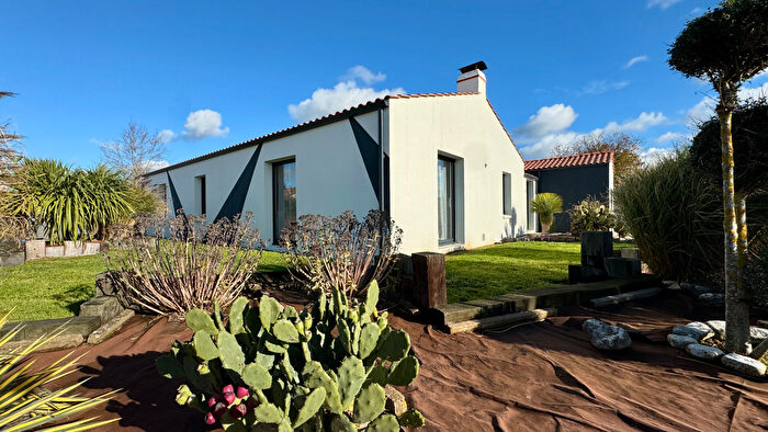 Maison à vendre - Givrand - 6 pièces - 5 chambres