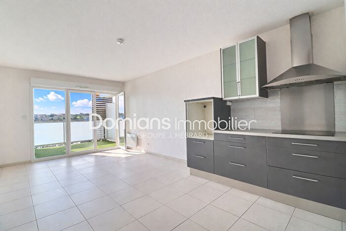 Appartement à vendre - Saint-Cyprien, Village, Zone dActivité - 3 pièces - 2 chambres