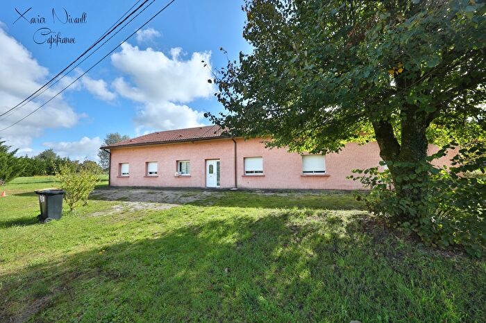 Courtes : Maison 8 pièces à vendre
