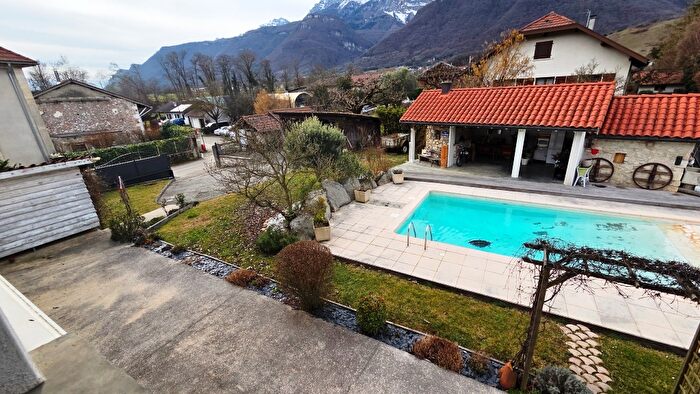 Maison à vendre - Sainte-Marie-dAlloix - 5 pièces - 4 chambres