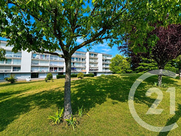 Mantes-la-Ville, Louise Michel - Appartement 5 pièces à vendre