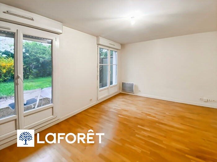 Appartement à louer - Bourg-la-Reine, Centre-Nord - 1 pièce