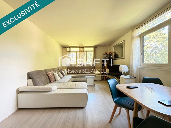 Ris-Orangis, Le Clos Langlet : Appartement 4 pièces à vendre