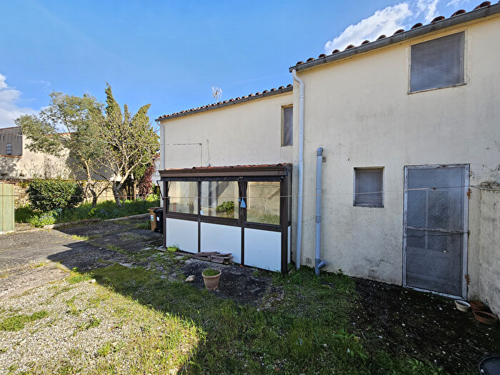 Maison à vendre - Saint-Michel-en-lHerm - 7 pièces - 6 chambres