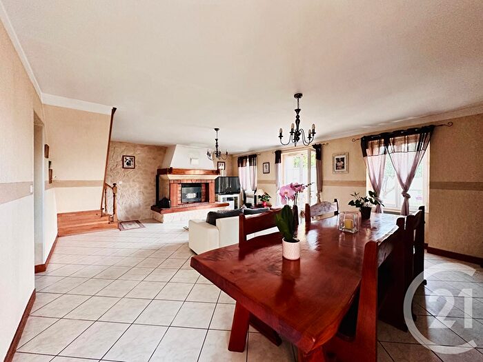 Maison à vendre - Saint-Laurent-dArce - 5 pièces - 3 chambres