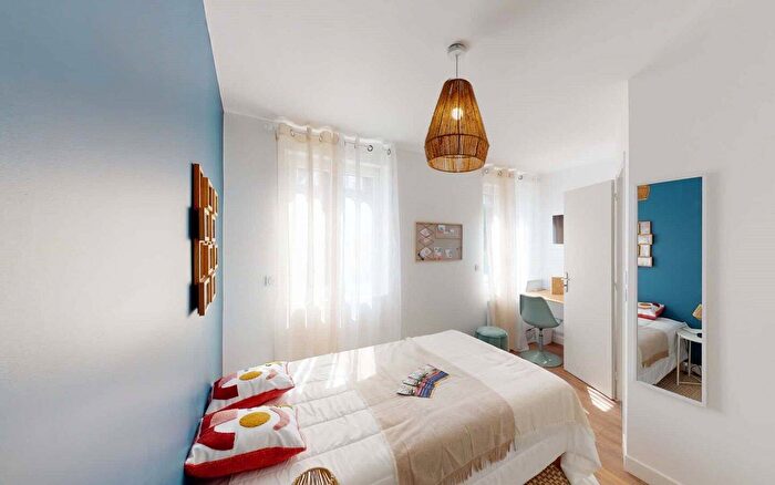 Appartement à louer - Saint Clément-Jardin des Plantes-Grammont, Rouen - 1 pièce