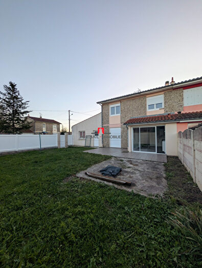 Maison à louer - Blaye - 5 pièces - 3 chambres