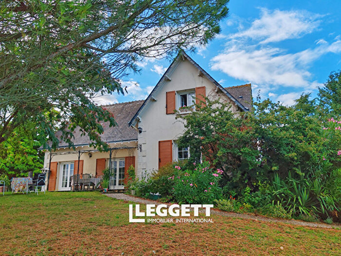 Maison à vendre - Le Grand-Pressigny - 7 pièces - 5 chambres