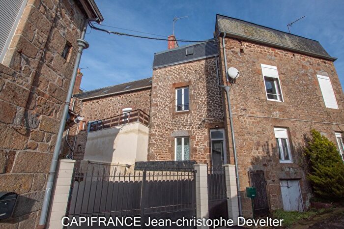 Maison à vendre - Gorron - 4 pièces - 2 chambres