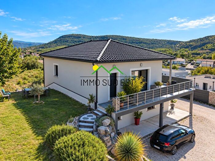 Maison 6 pièces à Lachapelle-sous-Aubenas, à vendre